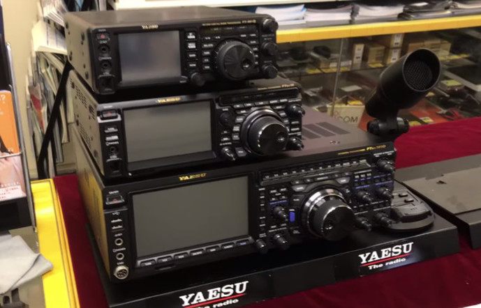 Yaesu FTDX-10 Video